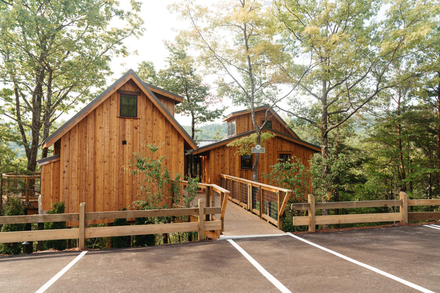 Mountain View Treehouse Rentals - Treehouse Grove at Norton Creek ...